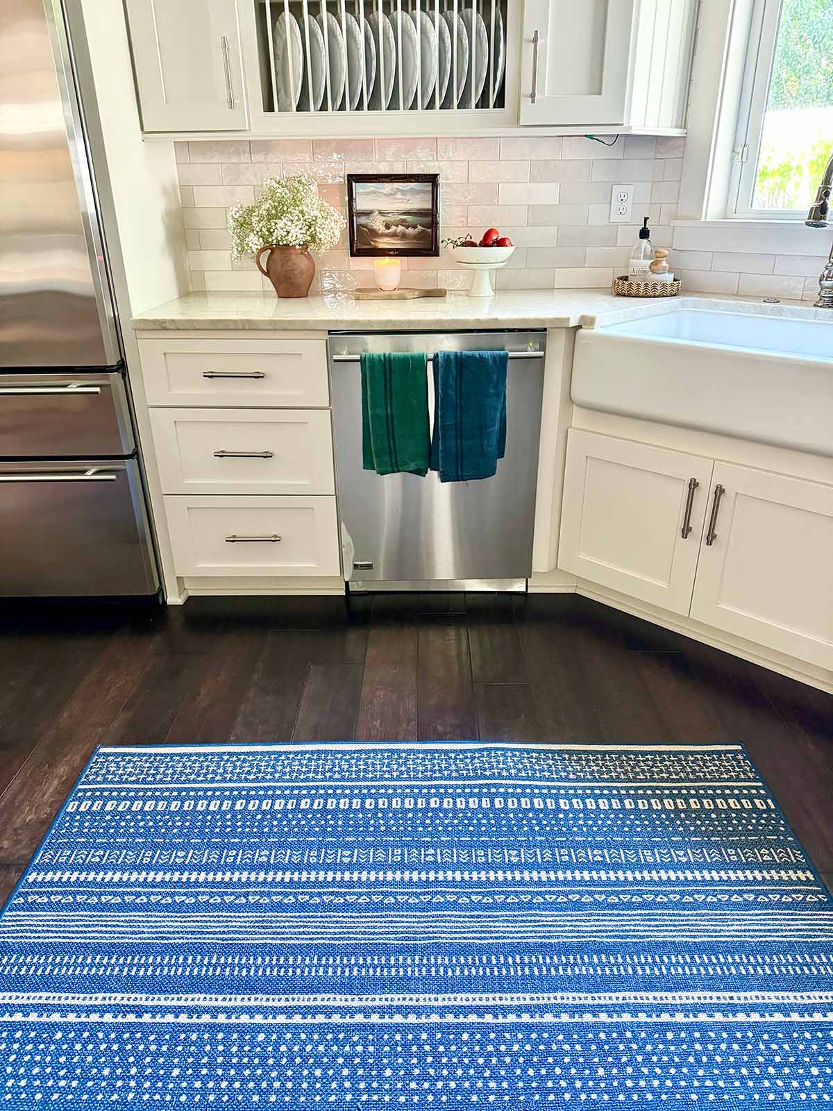 Five Easy Welcoming Ways To Warm Up Your Kitchen And More | Classic ...